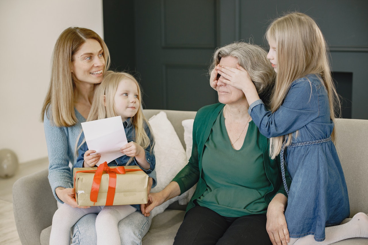 Honorer nos grands-mères : pourquoi la fête des grands-mères est-elle ...
